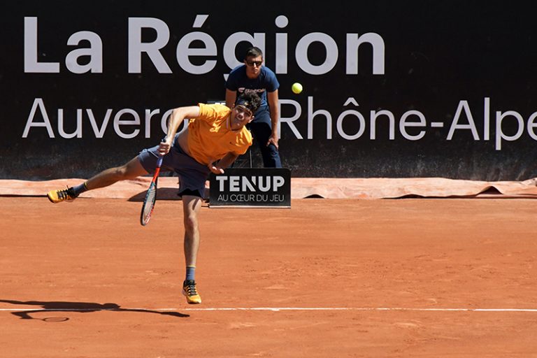 Open Parc Jour 5. Tsonga prend la porte, Paire une demie