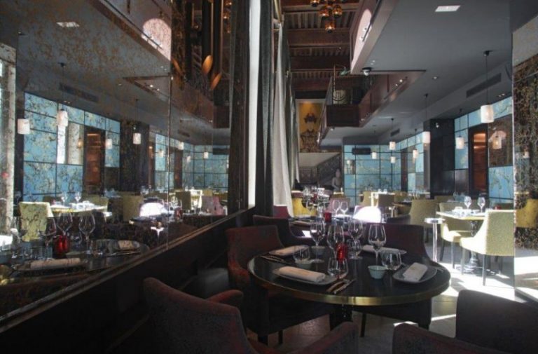 Clap de fin pour le Buddha-Bar Lyon. Avec Justin, les Guillermin ...