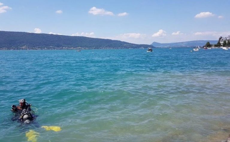 Plage de Menthon Saint Bernard - Lyonpeople.com