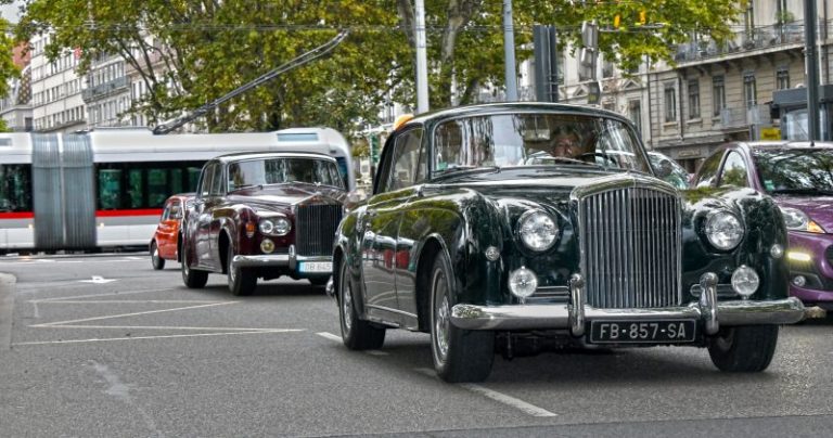 14eme Traversée de Lyon en voitures de collection. Toutes les photos