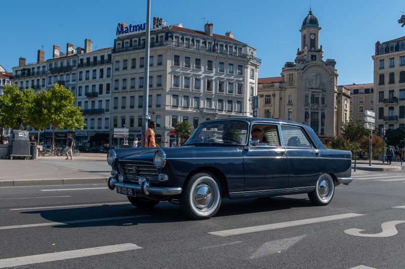 Lyon. Toutes les photos de la 15e Traversée en voitures de collection