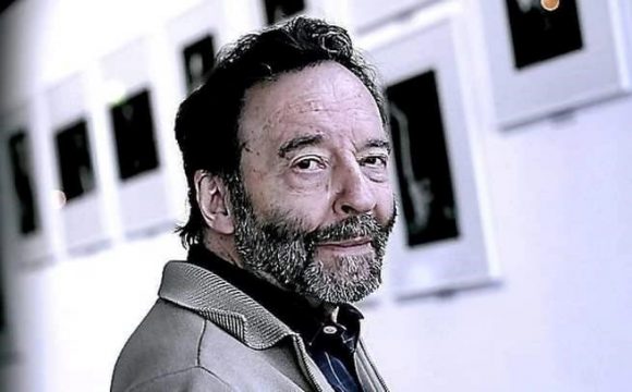 Mort du photographe René Robert dans une rue de Paris. « Honte de cette ...