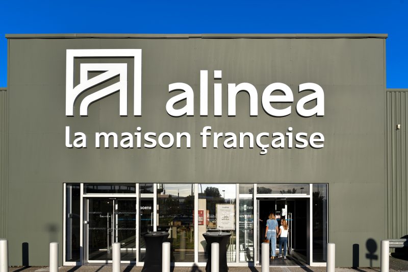 Inauguration à Villefranche. Beaucoup de monde pour découvrir l’univers Alinea