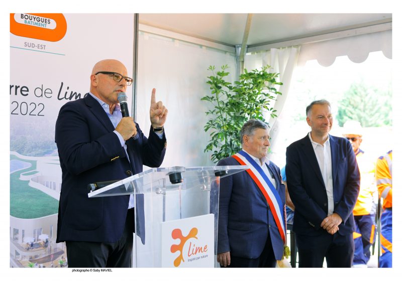 DCB International. Pose de la première pierre de Lime, à Limonest