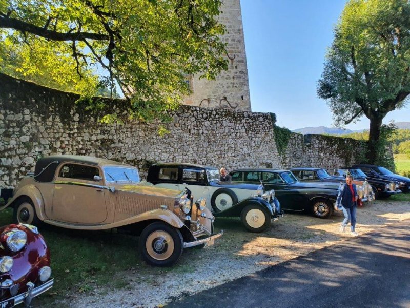 Rolls Royce Club Lyon chateau Mecoras - Lyonpeople.com