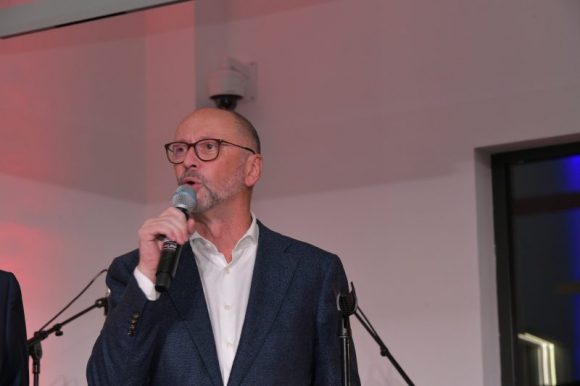 Inauguration Jaguar Land Rover Limonest. Avec Jaguar F-Pace finition ...