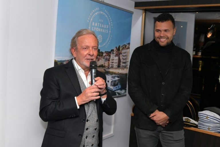 Lyon. Jean-Claude Lavorel baptise son nouveau navire, le Saint-Exupéry