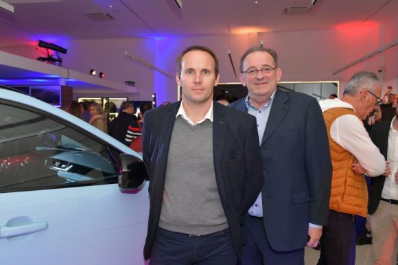 Inauguration Jaguar Land Rover Limonest. Avec Jaguar F-Pace finition ...