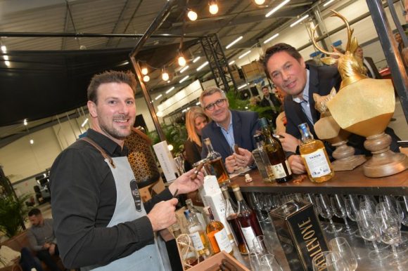 Inauguration Jaguar Land Rover Limonest. Avec Jaguar F-Pace finition ...