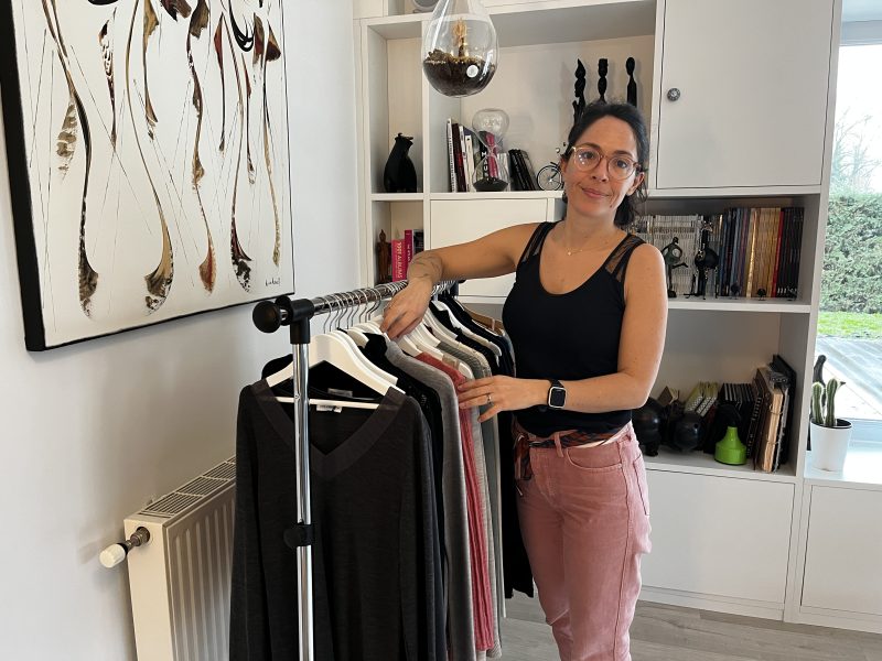 Près de Lyon. Le succès de ses maillots de corps en laine mérinos ...