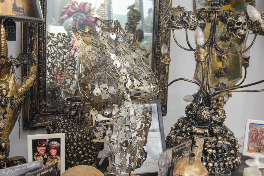 Lyon. La triple vie de James Iron, artiste aux mille et un talents