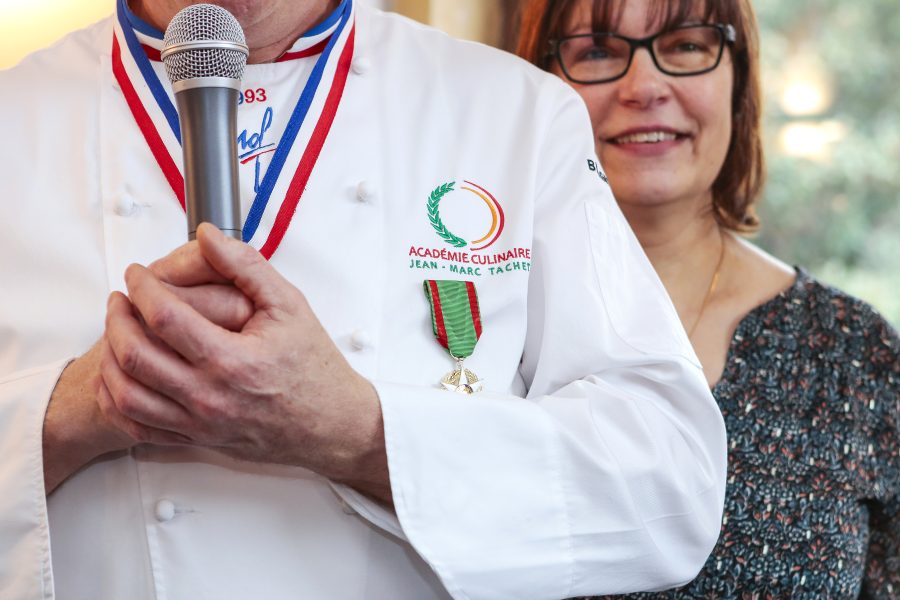 Lyon. Le chef MOF Jean-Marc Tachet, « couteau suisse » de la cuisine ...