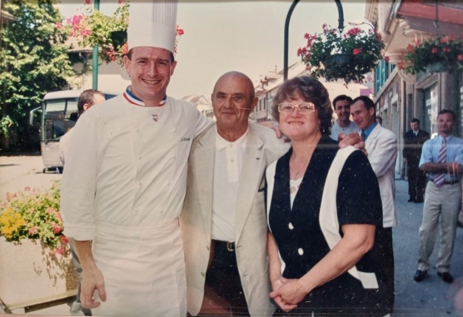 Lyon. Le chef MOF Jean-Marc Tachet, « couteau suisse » de la cuisine ...